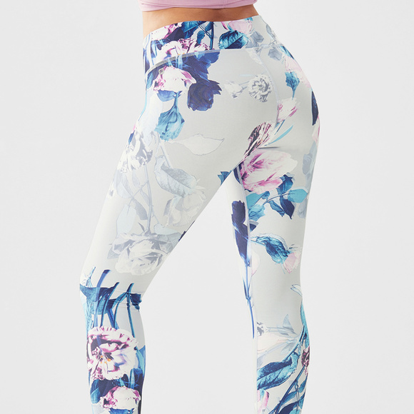 Fabletics | Pants & Jumpsuits | Fabletics Salar Capri Rose Reflection ...